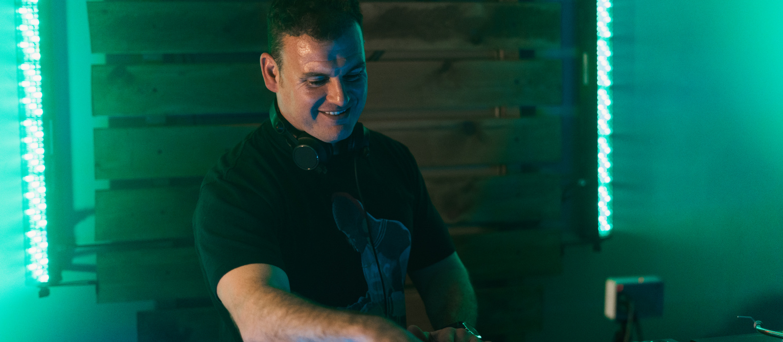 TECHNO ROOM – Radio de música electrónica techno